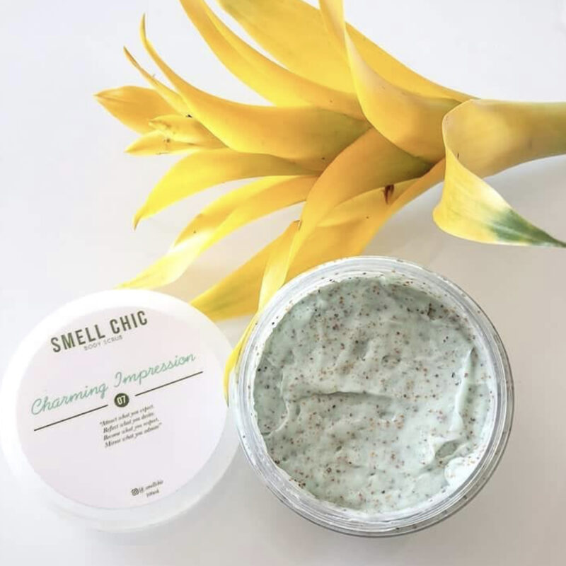 Smell chic Charming Impression Body Scrub 100ml - Curate